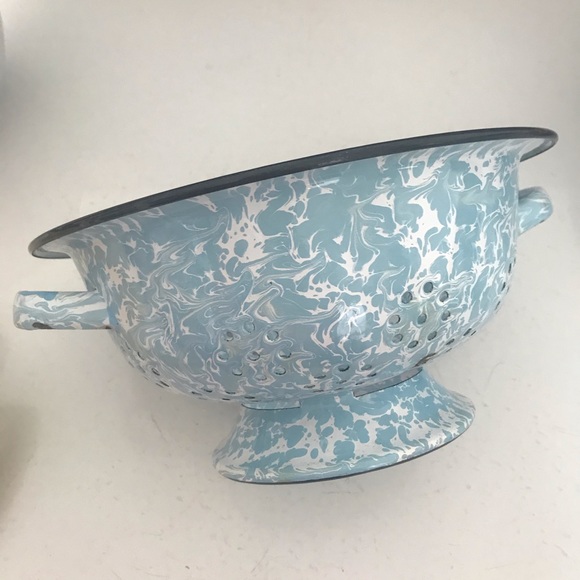 Vintage | Kitchen | Vintage Swirl Enamel Colander | Poshmark